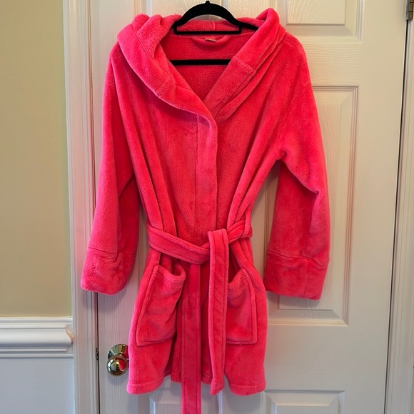 PINK Victoria's Secret | Intimates & Sleepwear | Love Pink Victorias ...